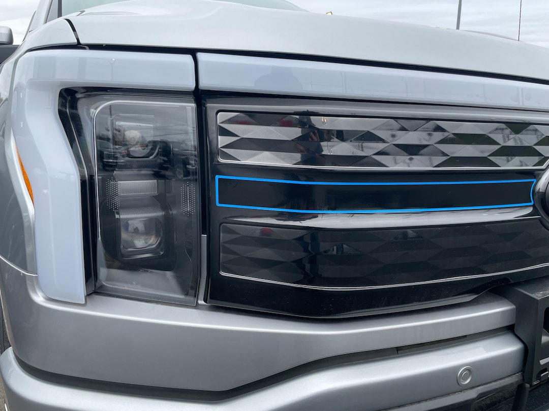 Grille Stripe 2 Color Decal by Ludesignsny for a 2022, 23, 24, 25 Ford ...