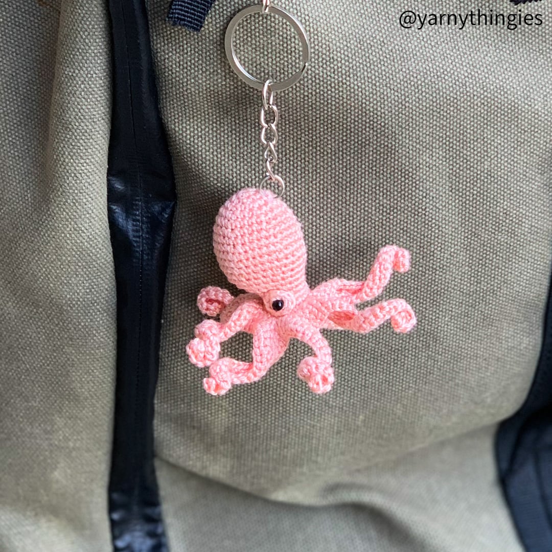 MADE TO ORDER Mini Crochet Octopus Keychain/backpack Clip "octavia ...