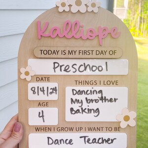 Daisy First Day of School Sign Floral Personalized Back to School Sign ...