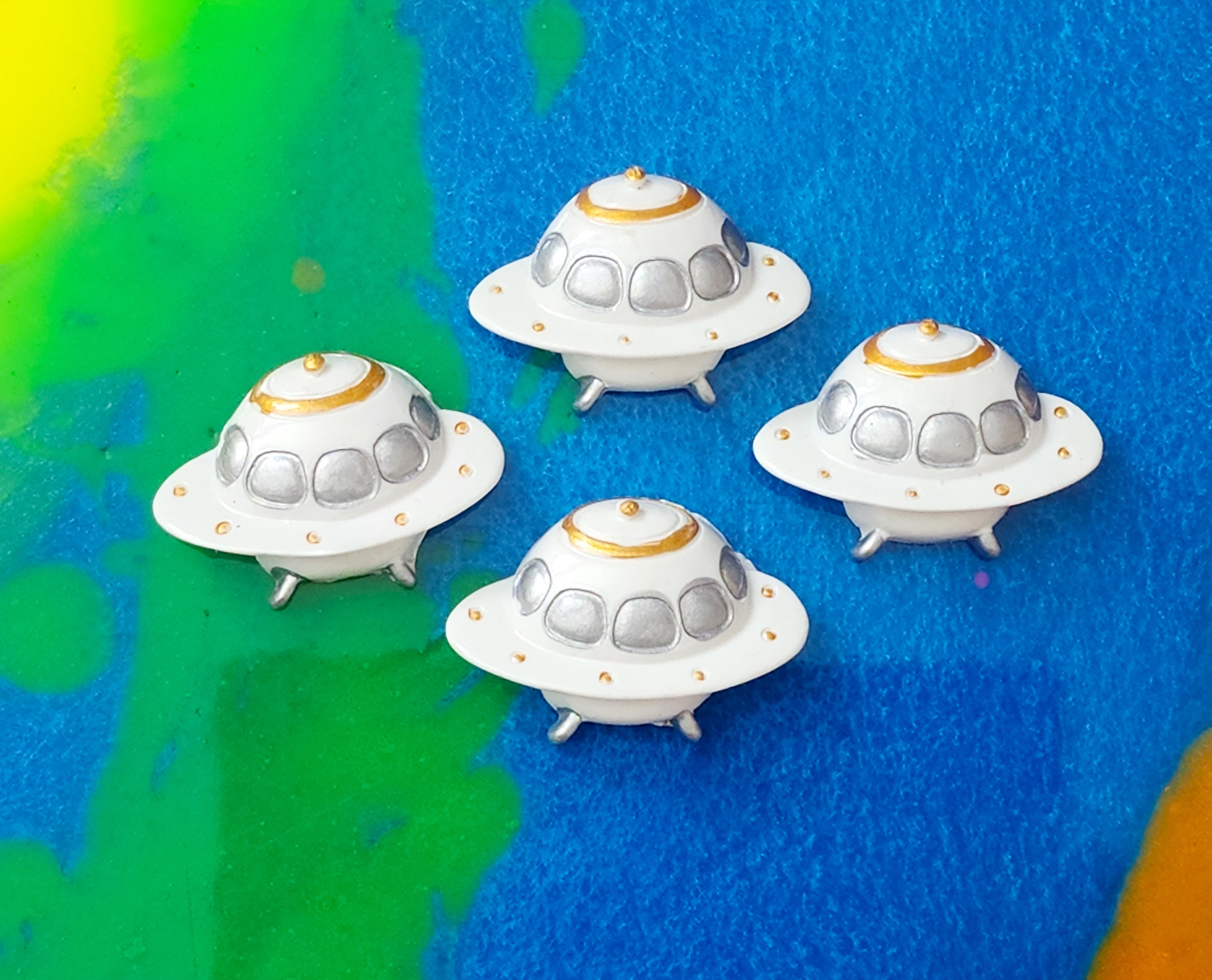 Set of 4 Fun Spaceship Shuttle Kawaii Resin Cabochon Flatback ...