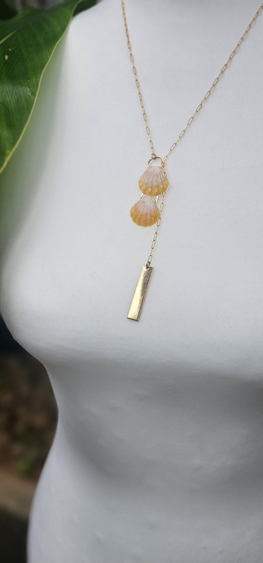 Hawaiian Sunrise Seashell Lariat Necklace. Seashell Necklace. 2 Hawaii ...