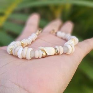 Puka Seashell Bracelet. Hawaiian Seashell Bracelet . Puka Seashell ...