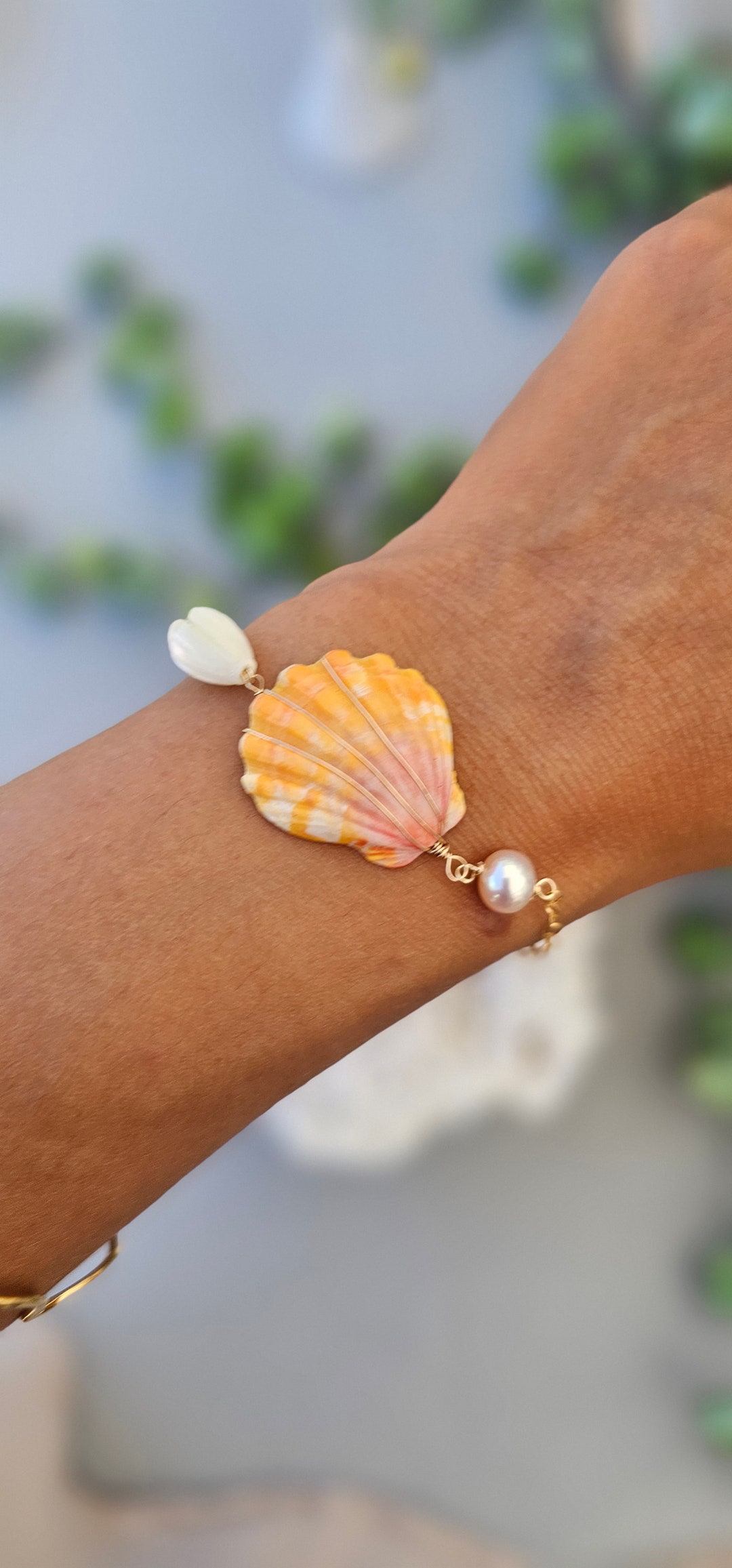 Sunrise Seashell Bracelet . Seashell Jewelry. Pikake Flower Bracelet ...