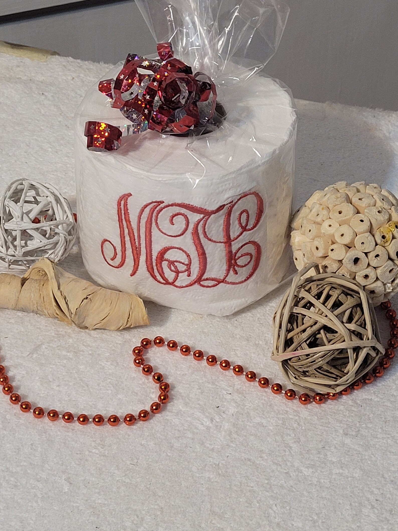 Monogram Toilet Paper, Three Initial Interlocking Vine Machine ...