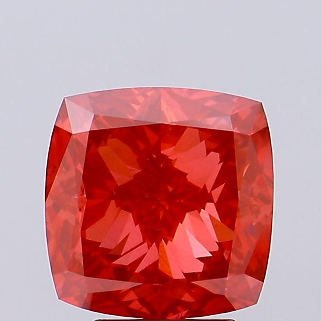 Square Cushion Cut Fancy Vivid Red Color IGI Certified VVS/VS Loose 1 ...