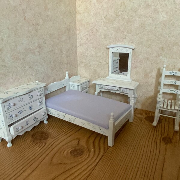 Town Square Miniatures - Etsy