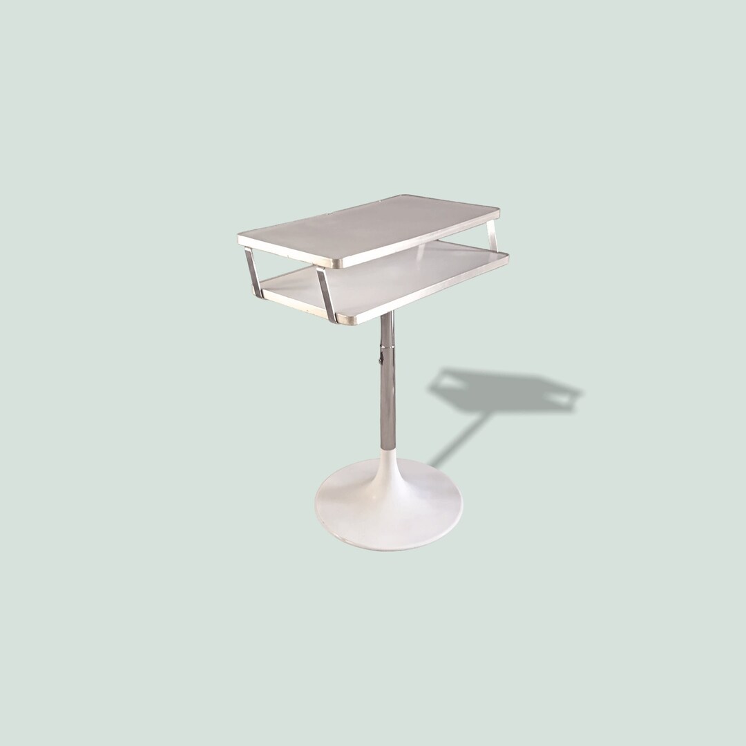 Tulip Foot Console in the 70s 70s Knoll Style for Interior Decoration ...