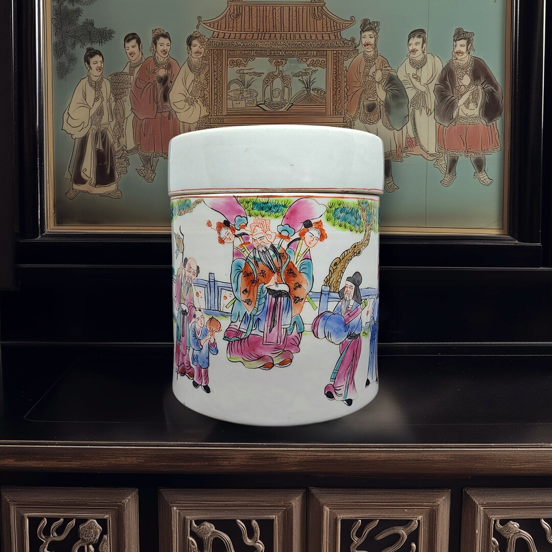 China Antique 19th Century Canton Tobacco Pot in Hand Painted Porcelain ...