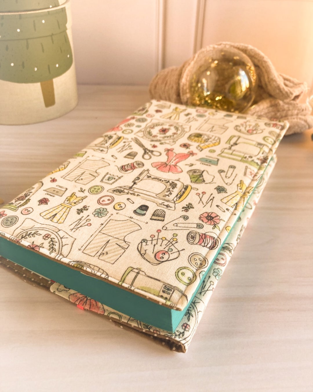 Classic Sewing Adjustable Book Cover, Book Sleeve With Elastic Strap to ...