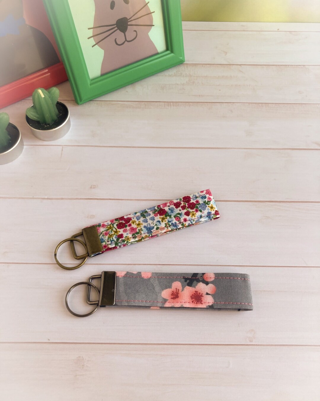 Keychains With Exclusive Designs for Womens, Darling Key Fobs, Flowers ...