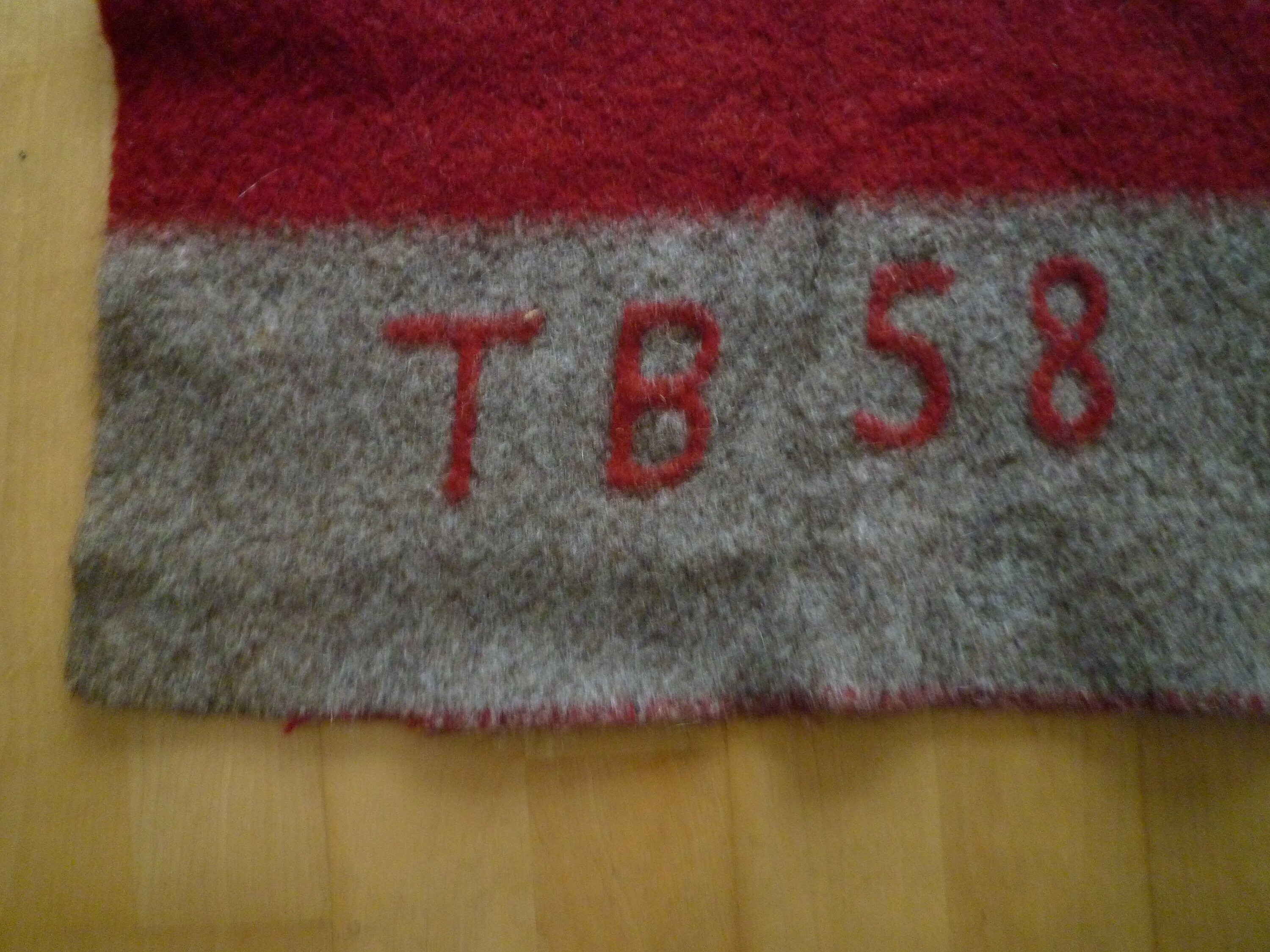 1 Schweizer Armeedecke „TB 58" - 1 Swiss army blanket "TB 58" Upcycling ...