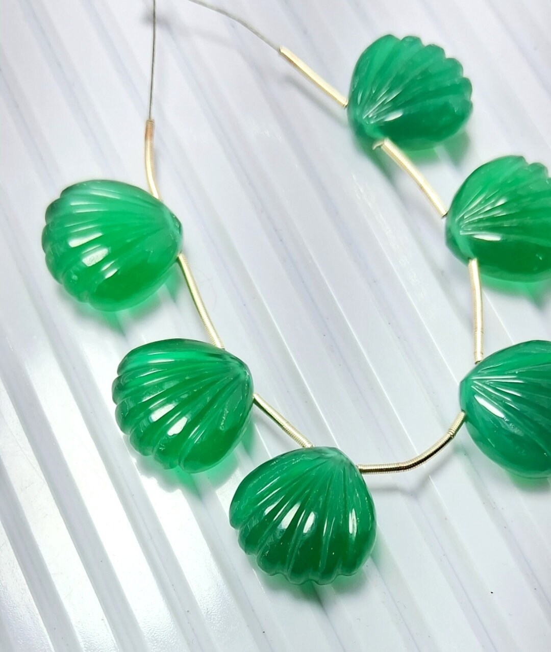 Very Beautiful Natural Green Onyx Carving Stone Shell Shape Natural ...