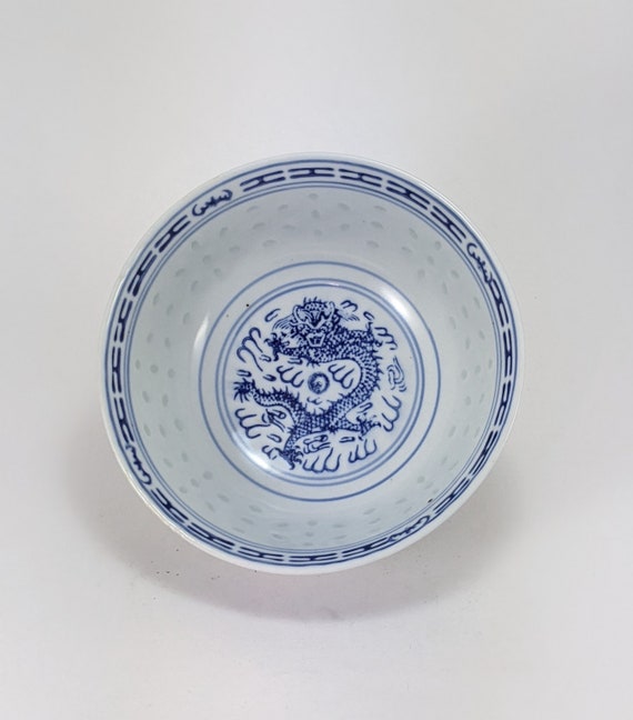 Vintage White & Blue Dragon Chinese Rice Pattern Soup Bowl - Etsy