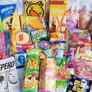 Asian Snack Box Mystery Snack Box Full & Mini Size Japanese/china ...