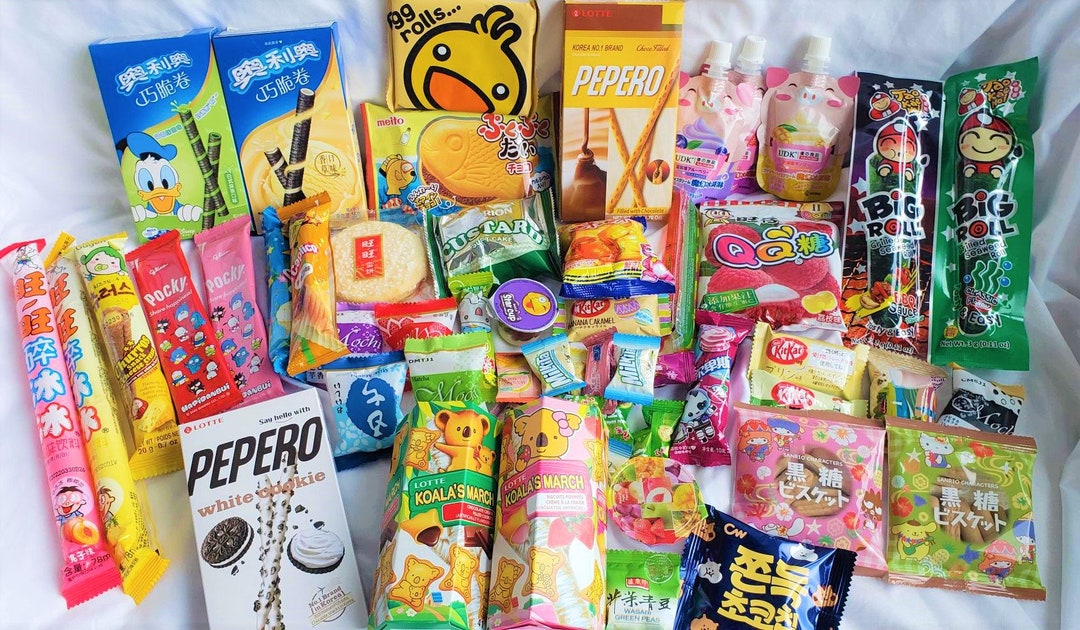Asian Snack Box Mystery Snack Box Full & Mini Size Japanese/china ...
