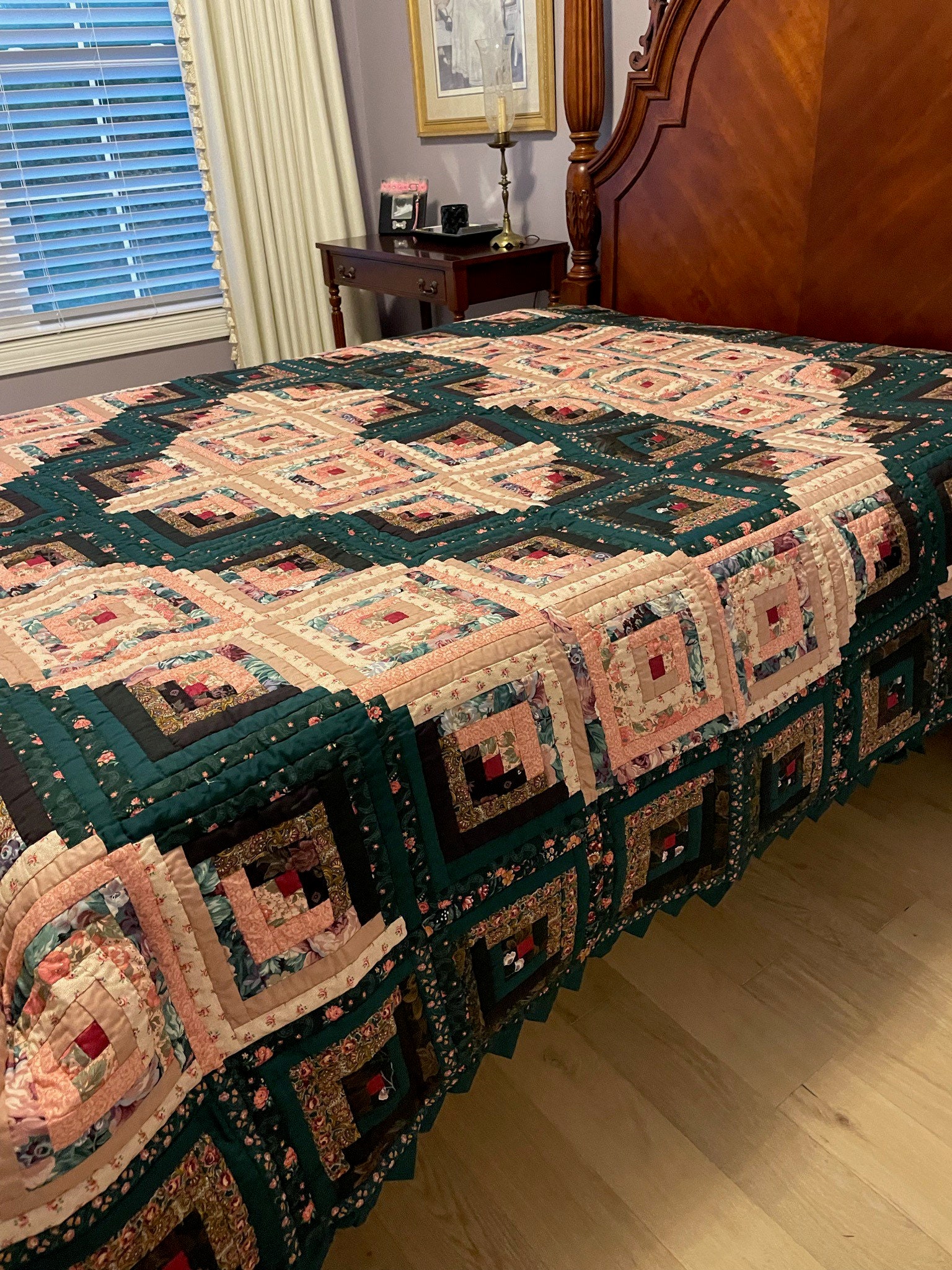 Log Cabin Quilt Heart Design - Etsy