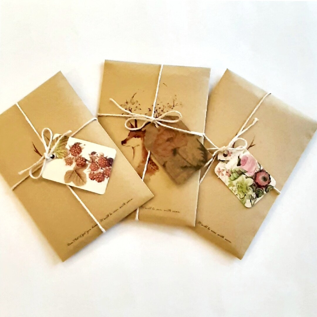 The 65 Pcs Retro Random Floral, Butterfly and Bird Random Stationery ...