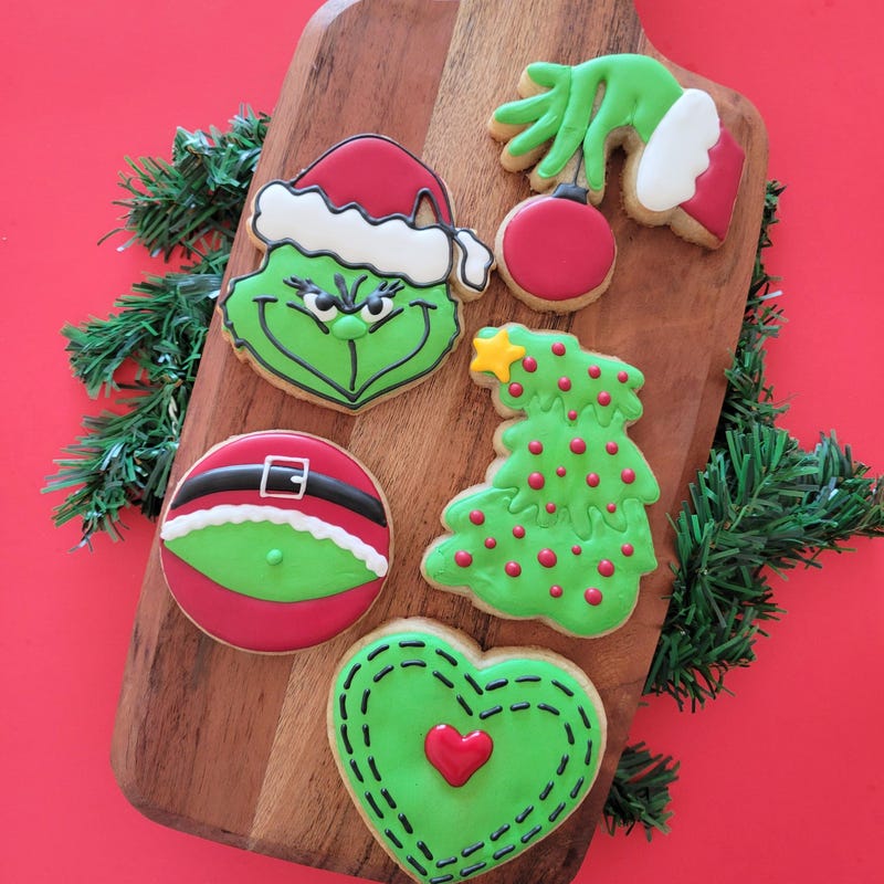 Grinch Cookie Cutter - Etsy