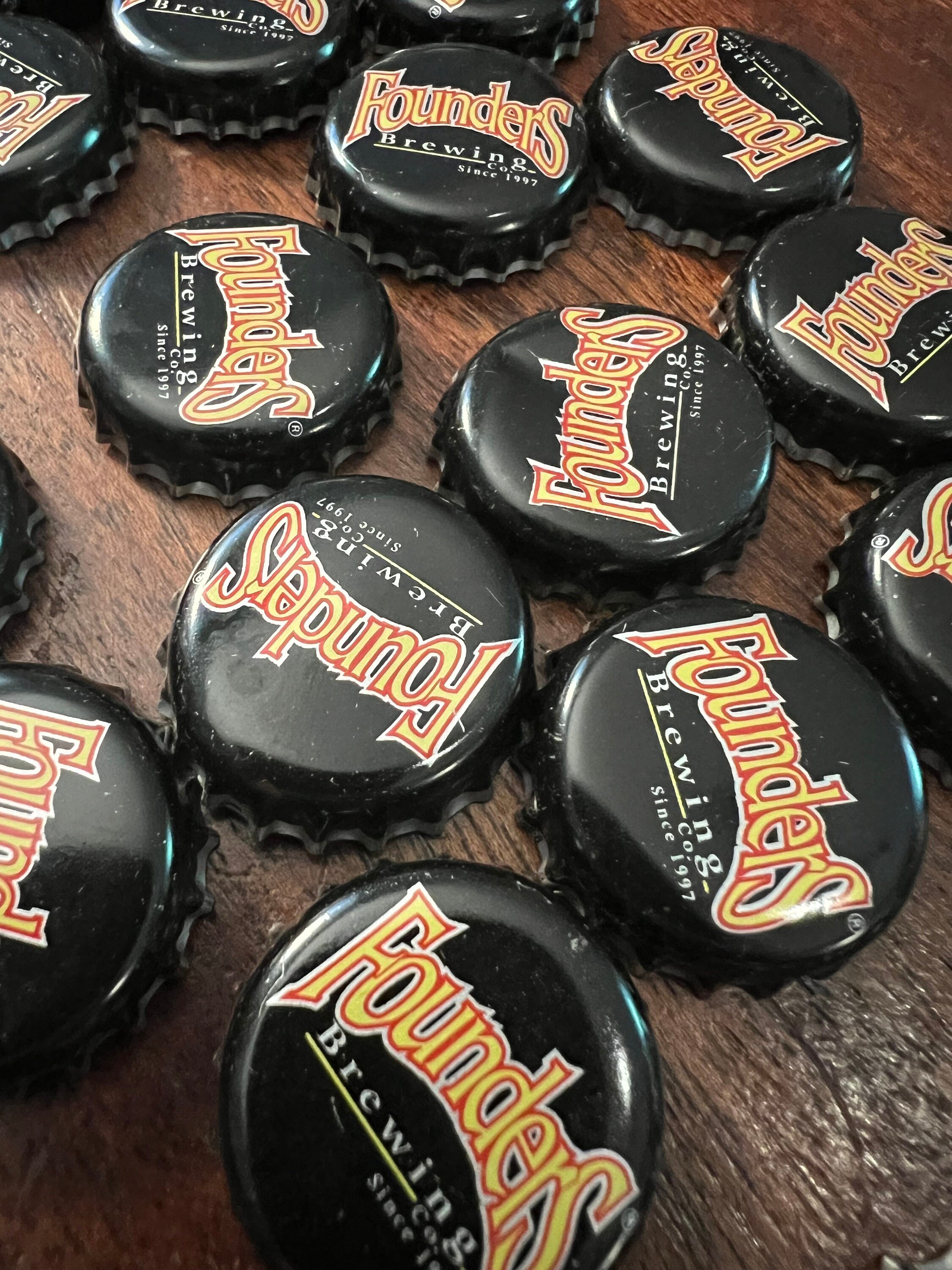 100 Founders Brewing Co Beer Bottle Caps Used Bottle Caps for Crafting ...