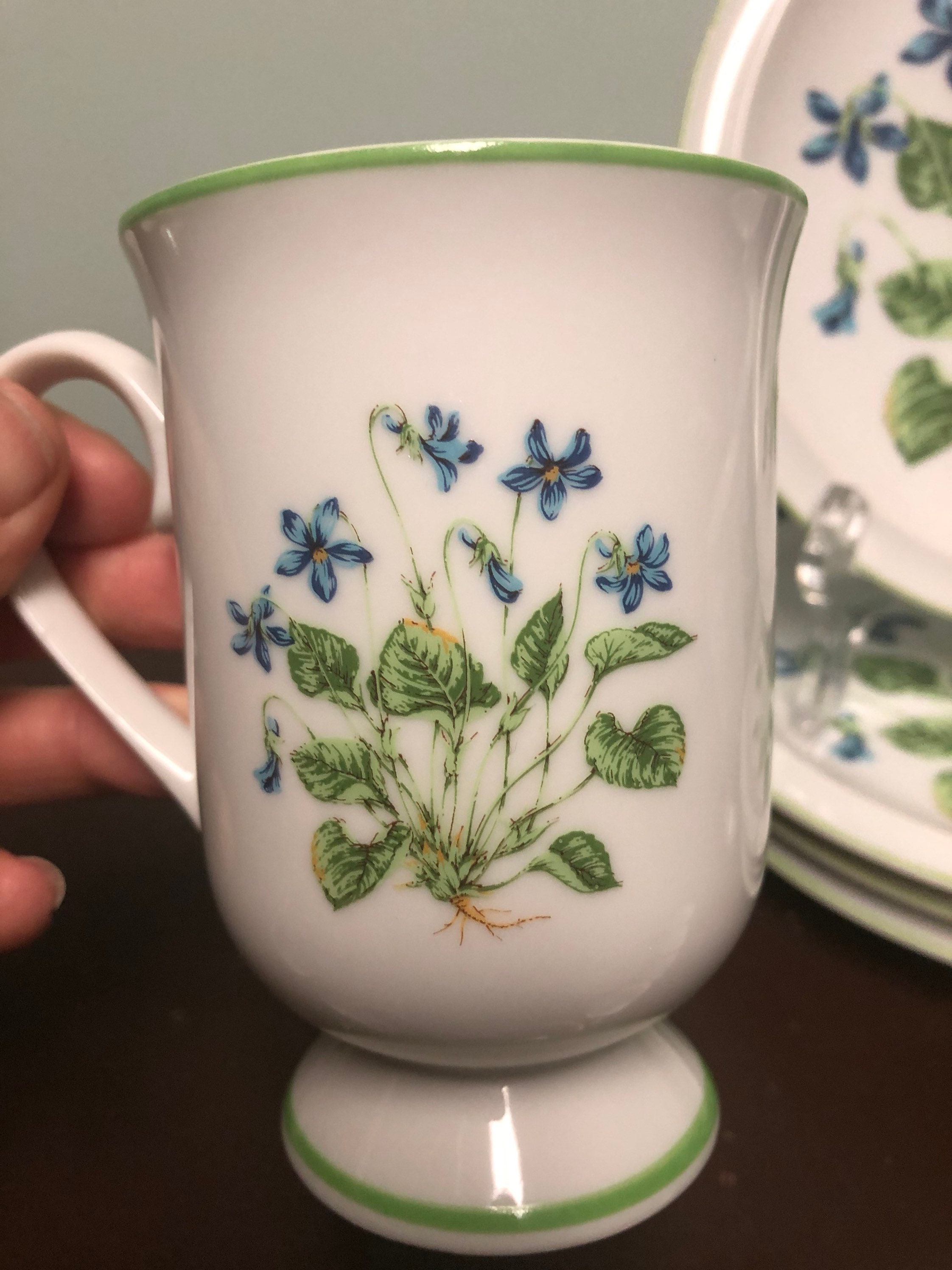 Vintage Royal Domino ‘spring Violet’ Pedestal Mugs and 7.5”plates - Etsy