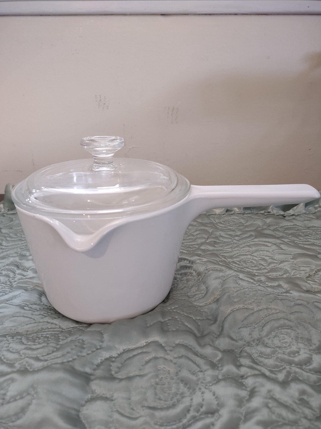 Pyrex Corningware Saucemaker With Lid 1qt. Measuring Double Pour Spout ...