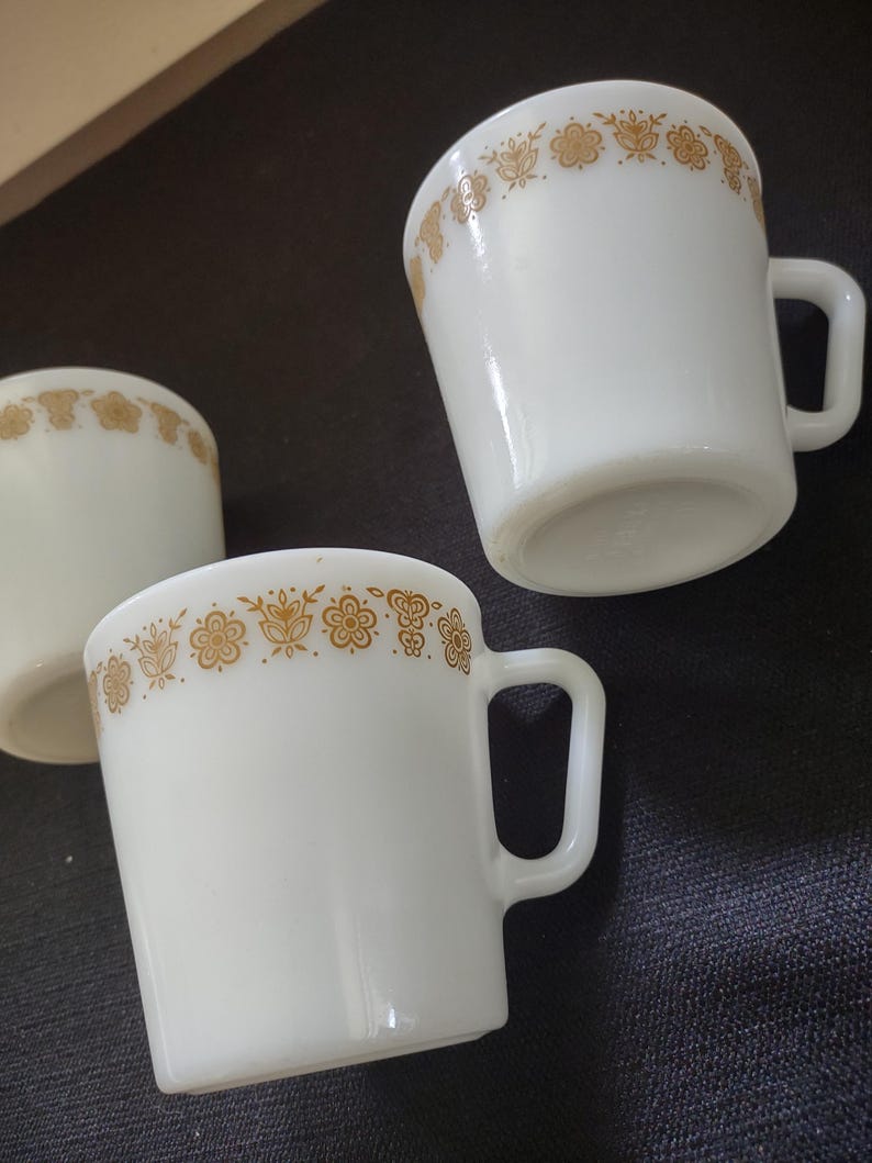 Pyrex Milk Glass Butterfly Coffee Cups Mugs 8 Oz. Set of 3 - Etsy