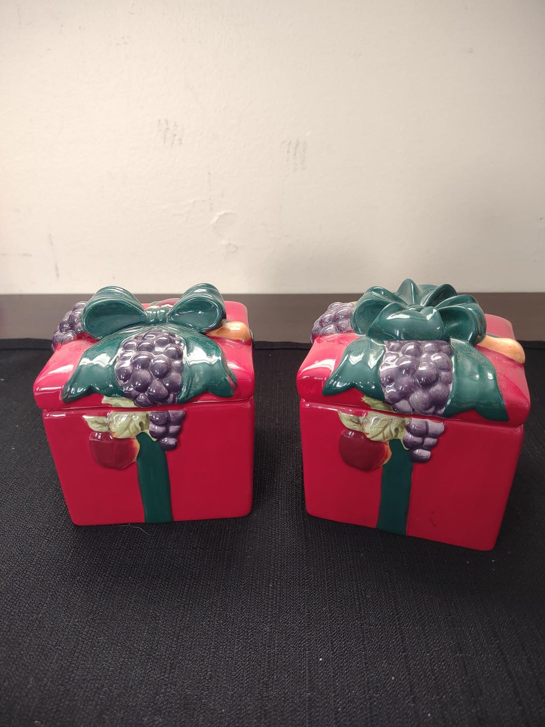 Vtg Home Interiors Ceramic Gift Boxes Set of 2 Trinket Boxes Candle ...