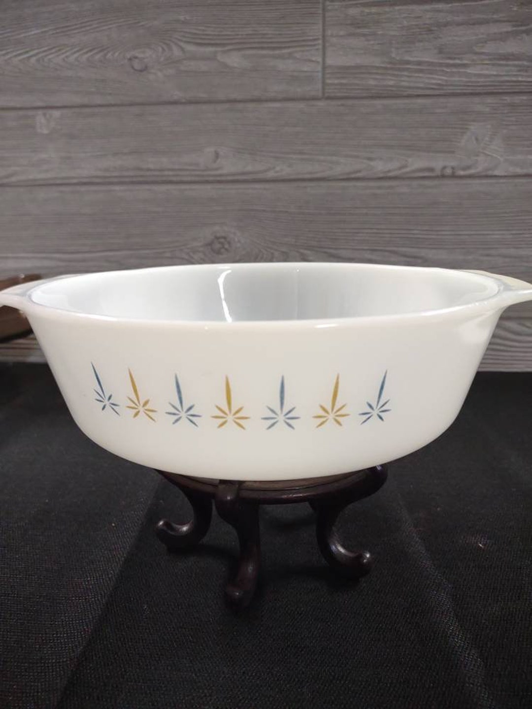 VTG Fire King Starburst Casserole Dish 1.5 Qt - Etsy