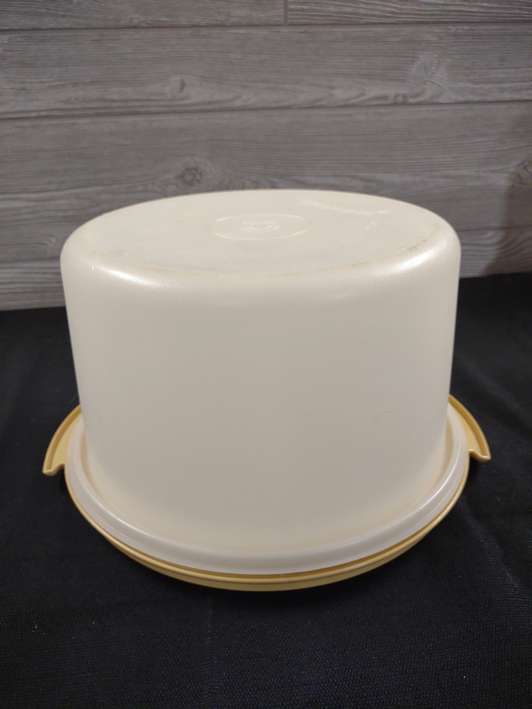 Vtg Tupperware Harvest Gold Cake Keeper - Etsy