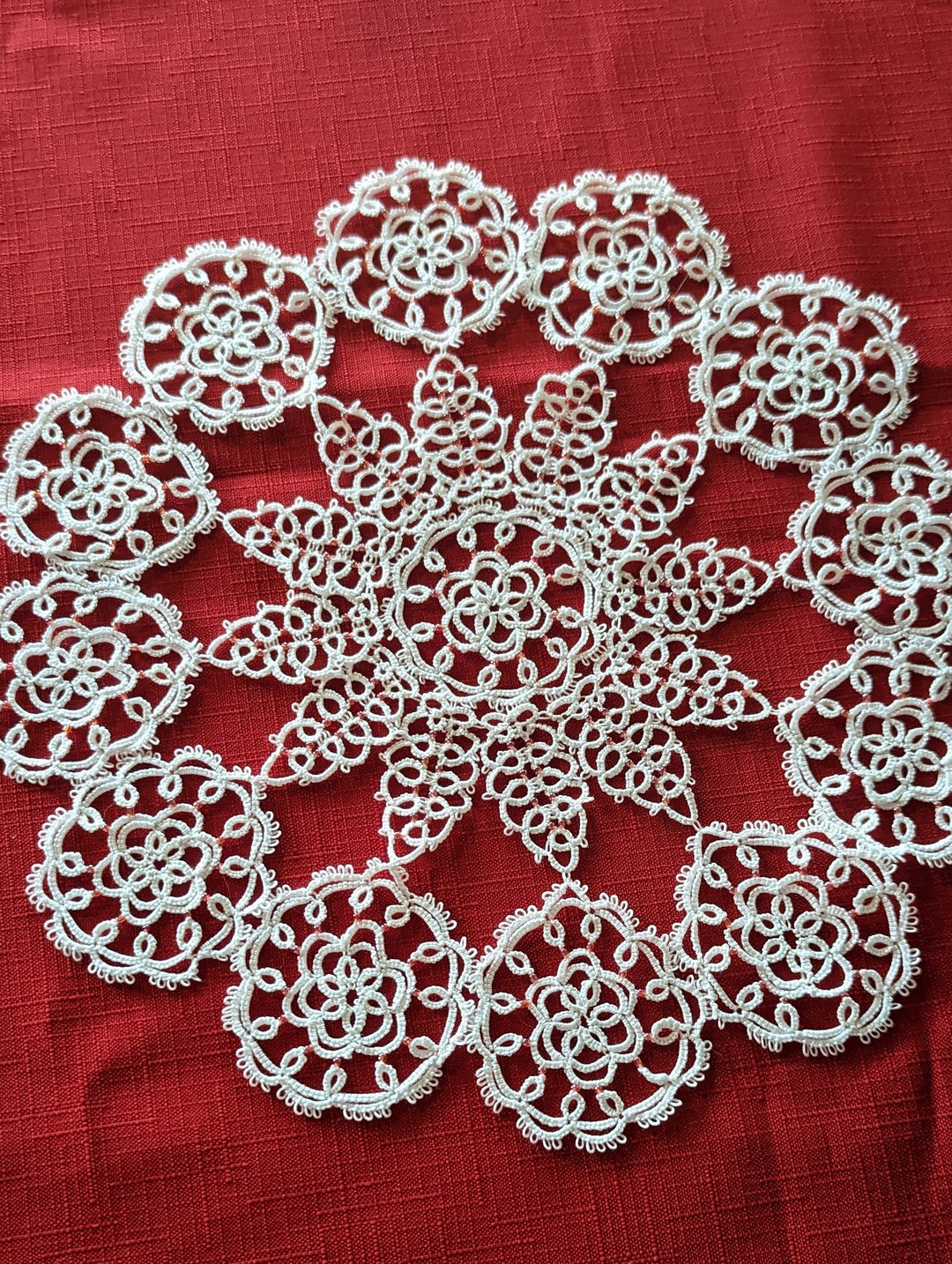 White Round Tatted Doily With Red Seed Beads 10.25 Inches From Anne Orr ...