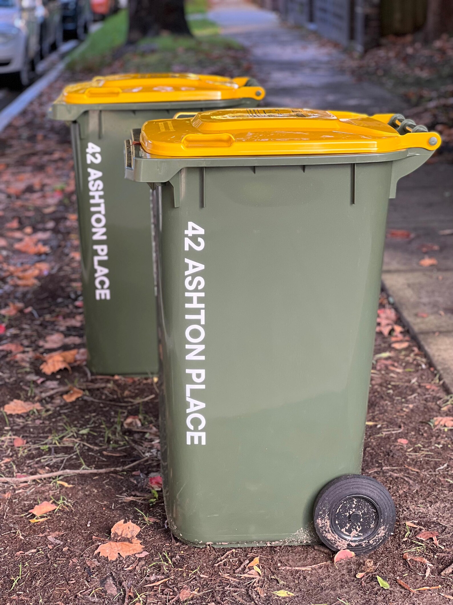 Vertical Wheelie Bin Street Name & Number Sticker - Etsy