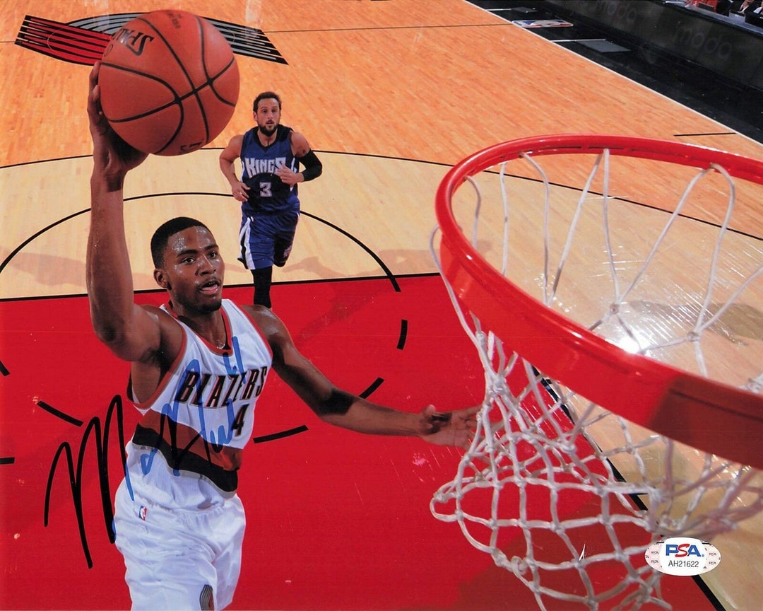 Maurice Harkless Signed 8X10 Photo Psa/dna Portland Trailblazers ...