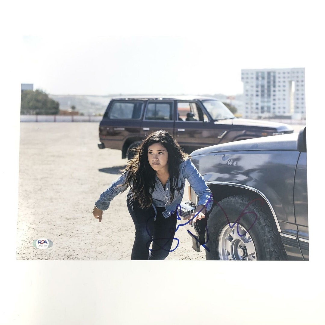 Gina Rodriguez Signed 11X14 Photo Psa/dna Autographed - Etsy