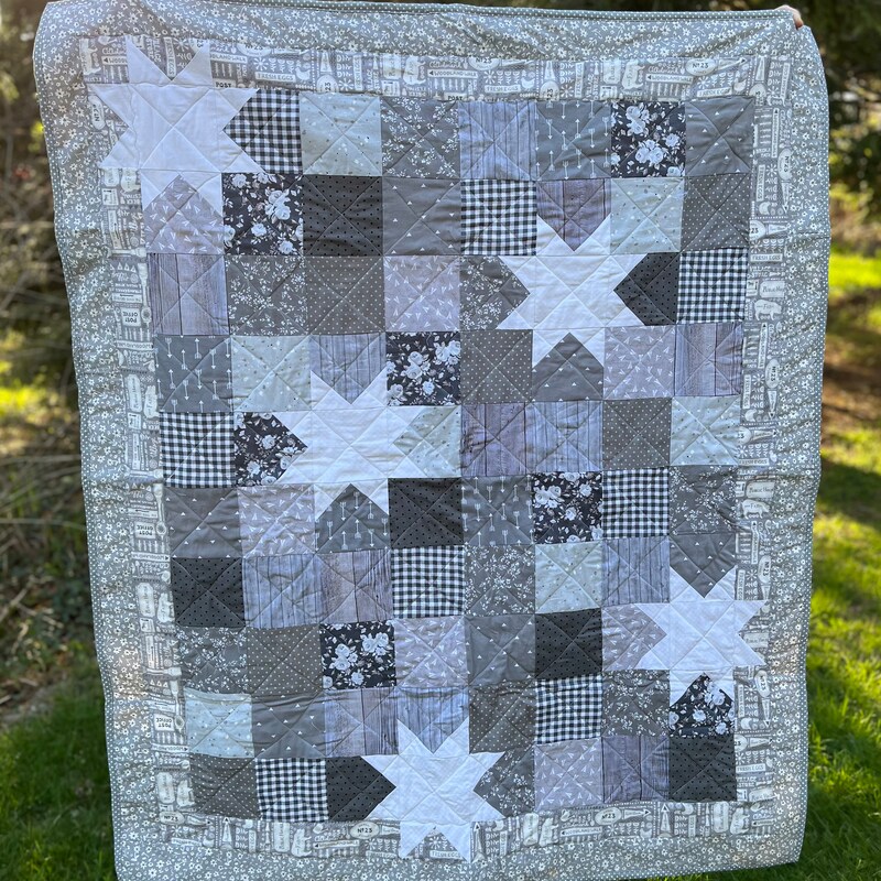 Farmhouse Quilt - Etsy