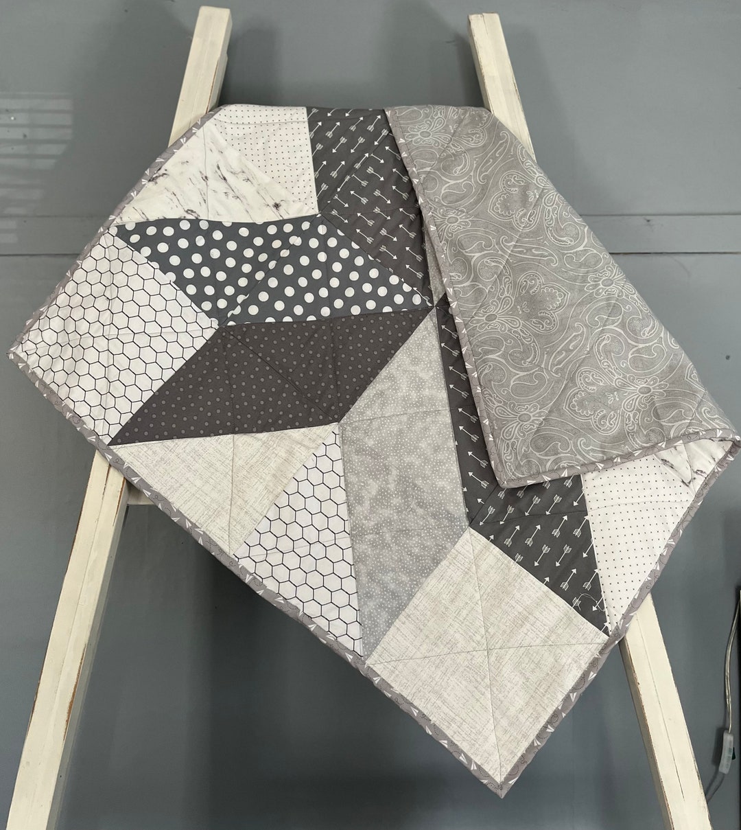 Neutral Star Patchwork Baby Quilt, Neutral Baby Quilt, Star Baby Quilt ...