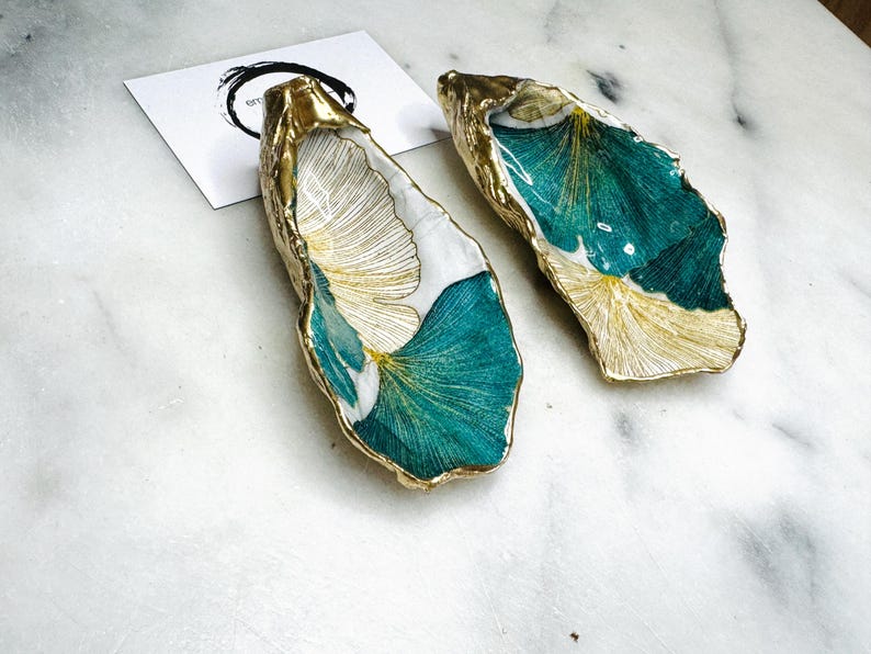 Gold Green Oyster Shell Salt and Pepper Pinch Pots: Japanese Gingko ...