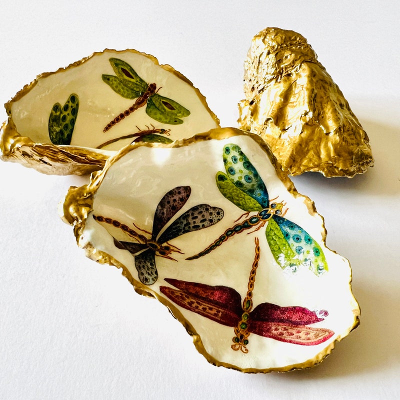 Dragonfly Gifts - 60+ Gift Ideas for 2024