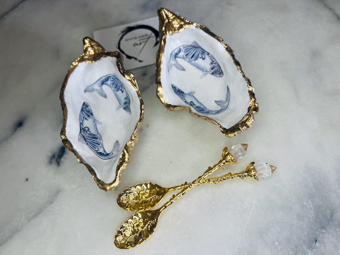 Two Sustainable Gold Blue and White Paisley Fish Dorset Oyster Shell ...