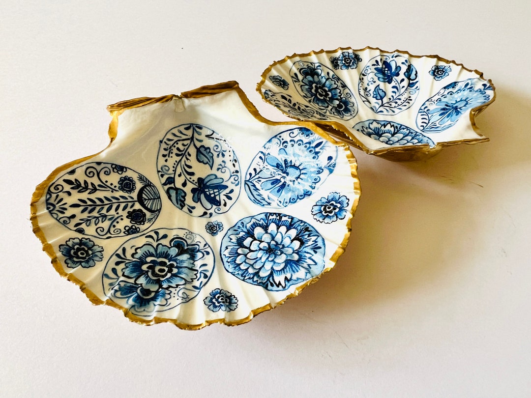 Vintage Blue Eggs RARE, Scallop Jewelry Dish. Dorset Scallop Trinket ...