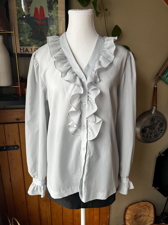 Vintage 70s Pale Grey Ruffle Front Poet Sleeve Blouse… - Gem