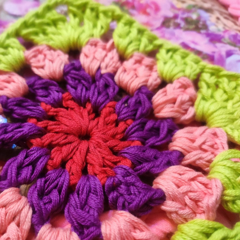 EASY PATTERN Spring Granny Square in PDF , Crochet Granny Square ...