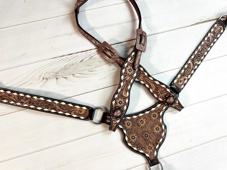 Blue Daisy Gladiator Style Leather Tack Set - Etsy