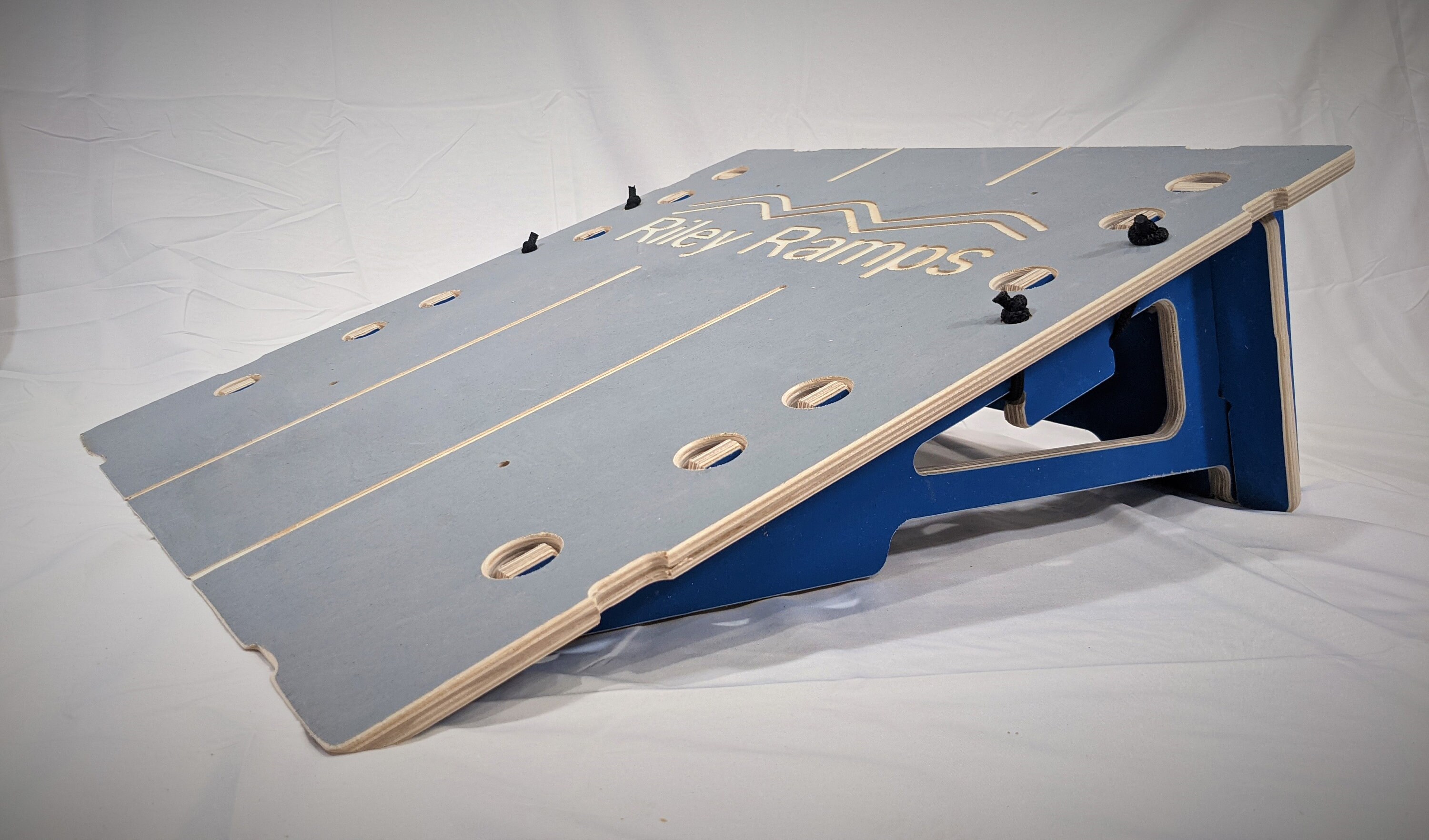 Ramp Truck for sale compared to CraigsList | Only 2 left at -75%