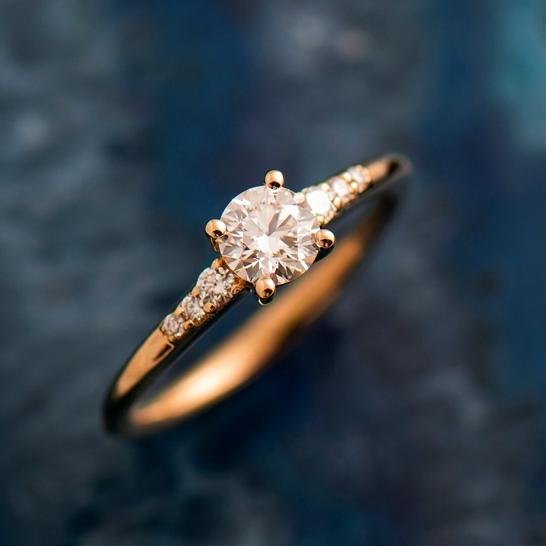 The Round Tapered Engagement Ring, Lab Grown Diamond / Moissanite, 14K ...