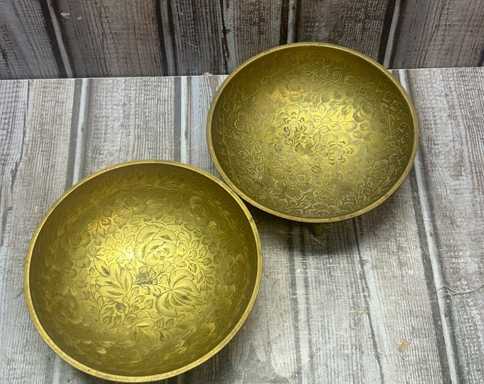 Set of 2 Vintage India Engraved / Etched Brass Footed Bowl Leaf Design ...