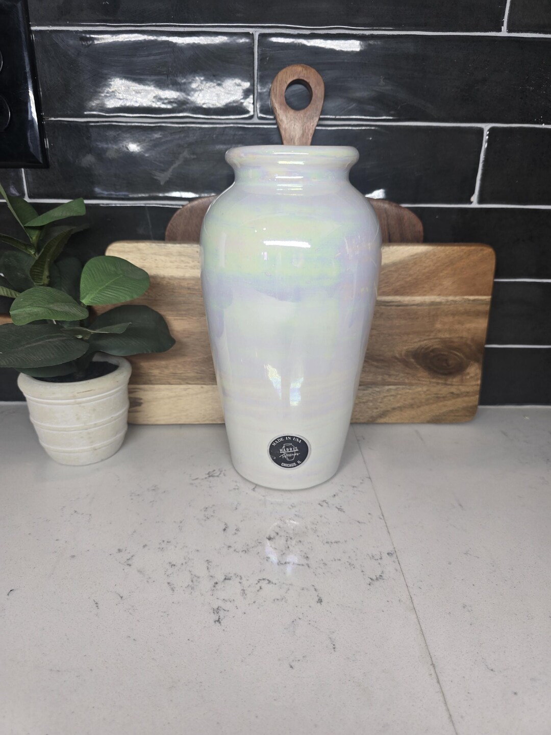 Harris Potteries of Chicago Iridescent White Pearl Glaze Vase 9.25” - Etsy