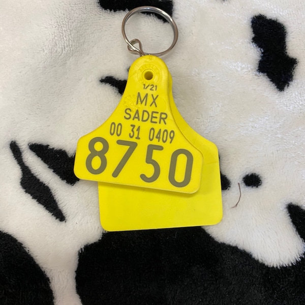 Cow Tag Keychain - Etsy