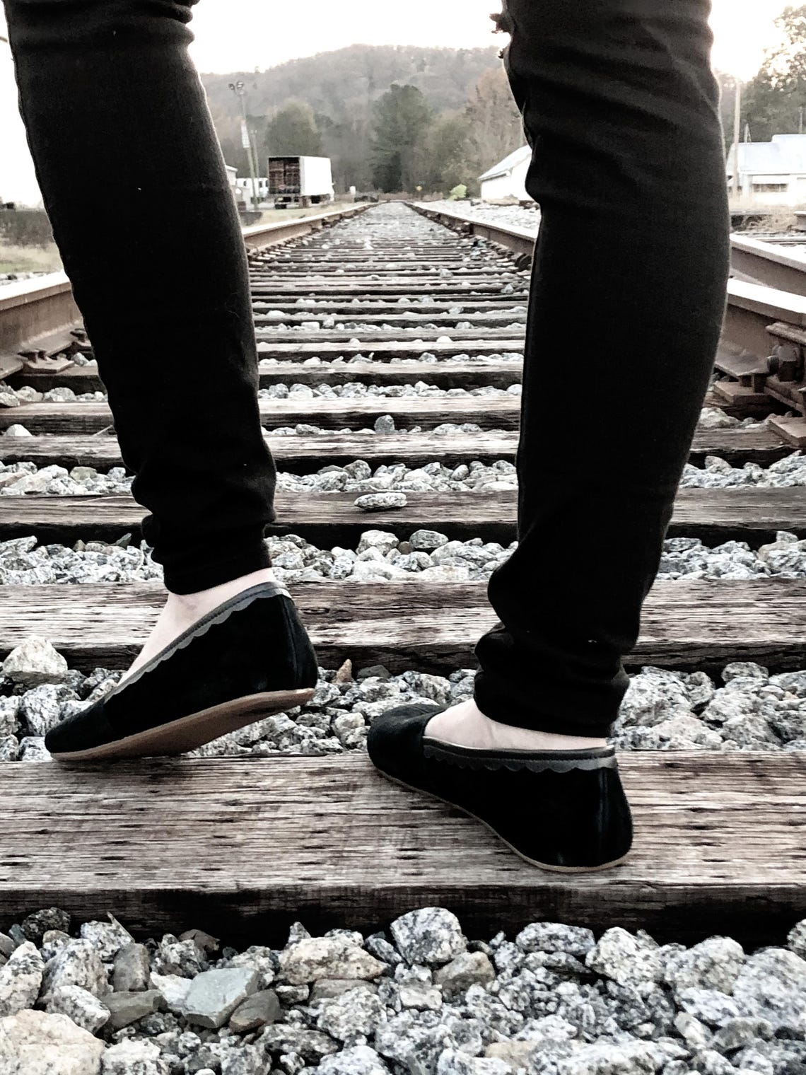 Narrow Shoes Suede Shoes Slip-on Shoes Narrow Shoes for Women Slip on ...