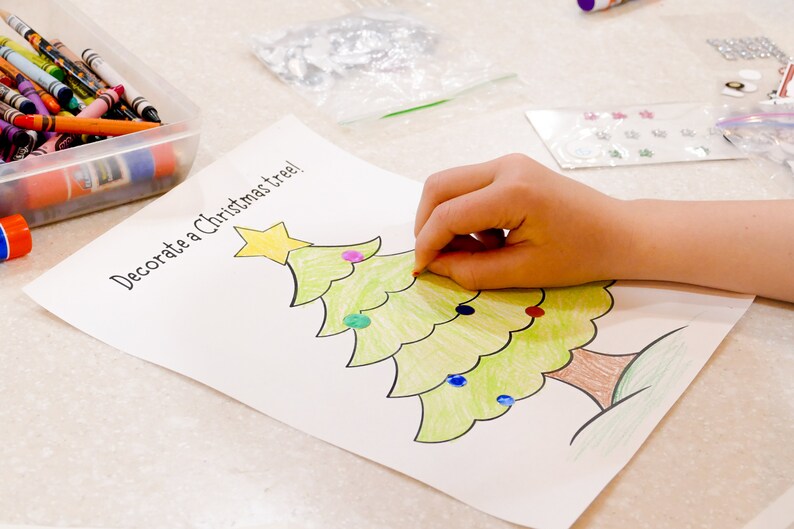 5 Decorate Christmas Pages | Kids Craft Pages | 5 Christmas Coloring ...