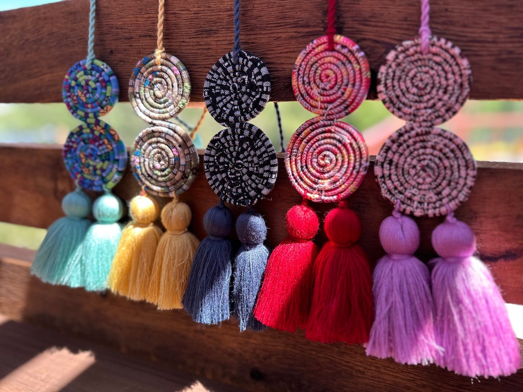 Guatemalan Two-snail Pom-poms Handmade Pompones De Caracol Artisan Made ...
